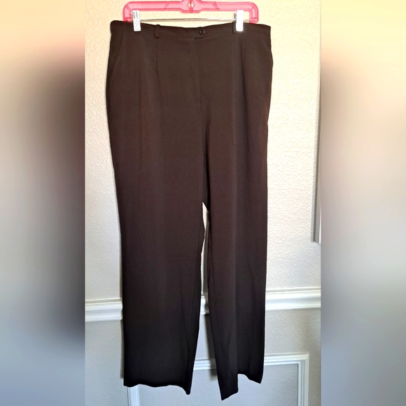 Sag Harbor | Pants & Jumpsuits | Sag Harbor Stretch Petite Pant Size 4p ...